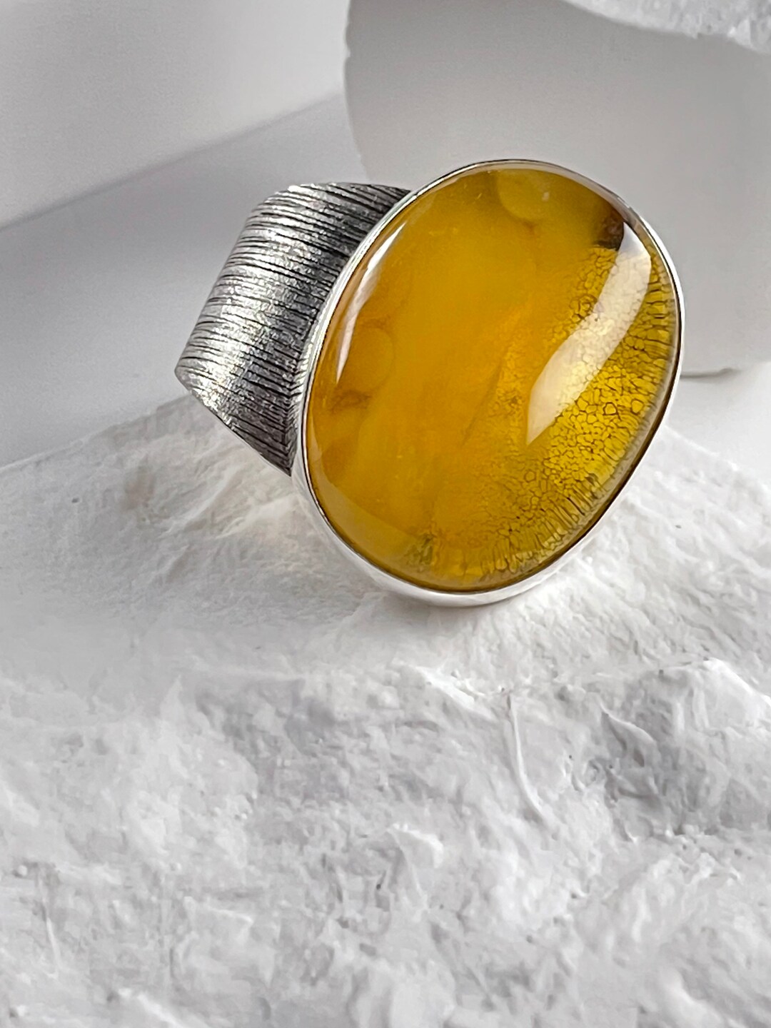 DC Design - Genuine Authentic Baltic Amber Ring With Texturized Silver ...