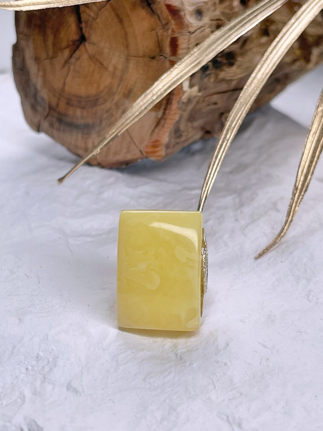 Rectangular Amber Butterscotch White Marbling Amber Ring on Gold ...