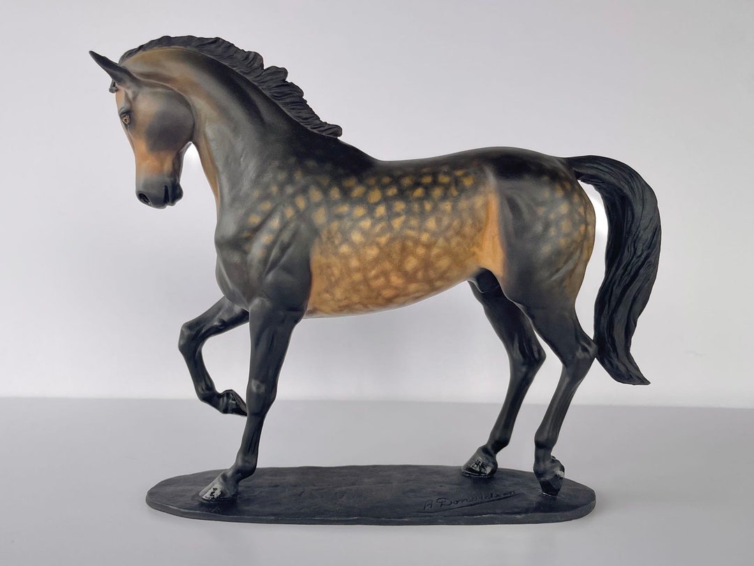 CM Resin Model Horse Warmblood 1:9 Traditional - Etsy