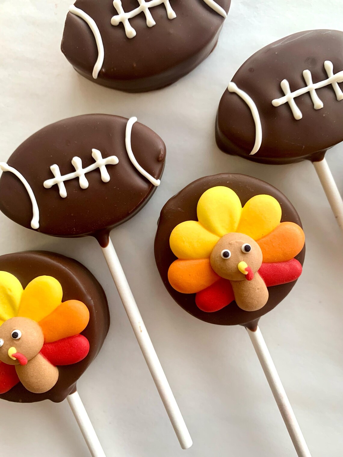 Turkeys and Touchdowns Cake Pops, Thanksgiving Treats, Thanksgiving ...