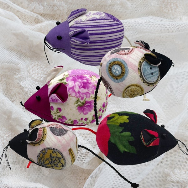 Mouse Pincushion - Etsy