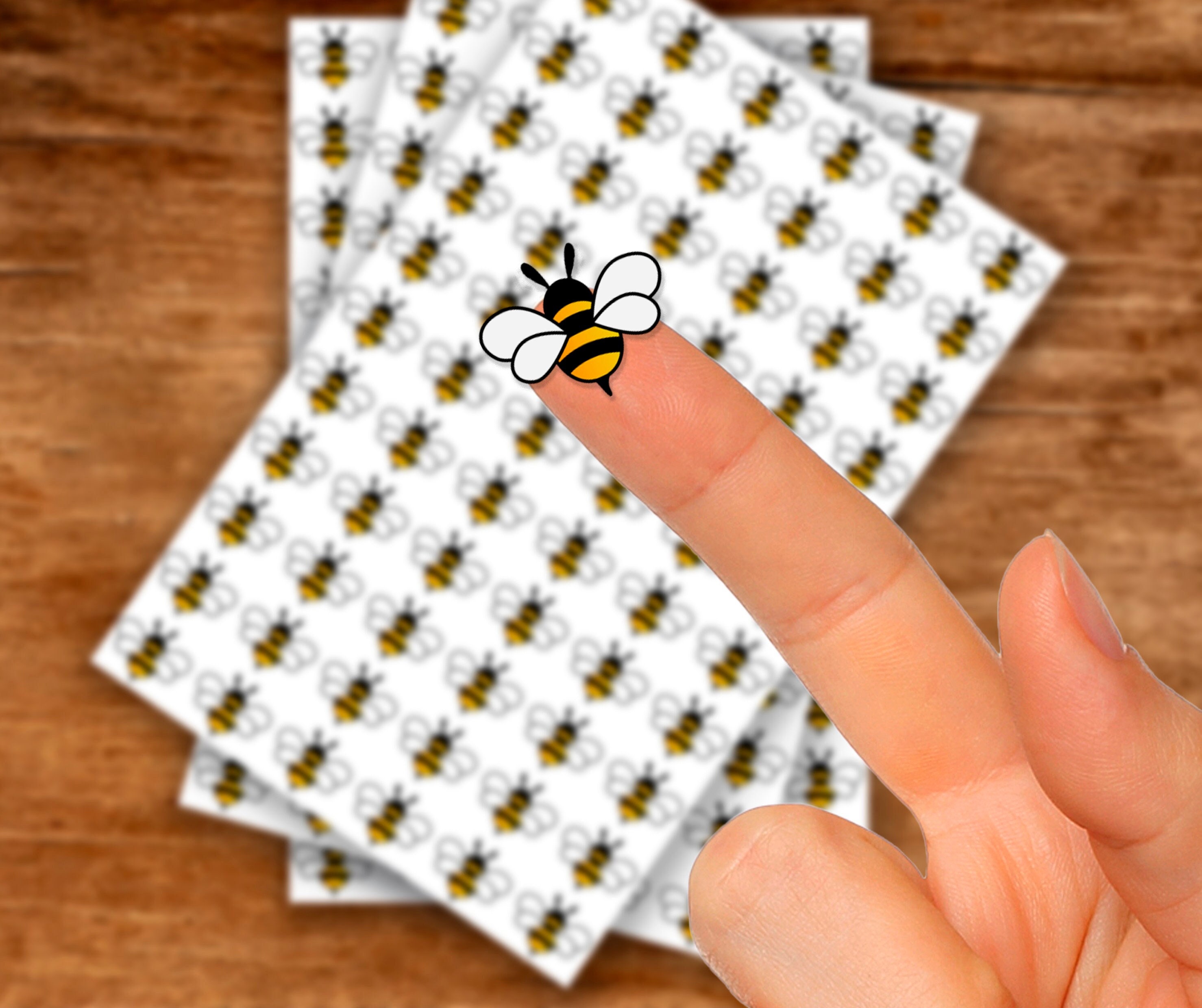 SMALL Cute Tiny Bee Stickers Bee Lover Gift Bee Sticker - Etsy