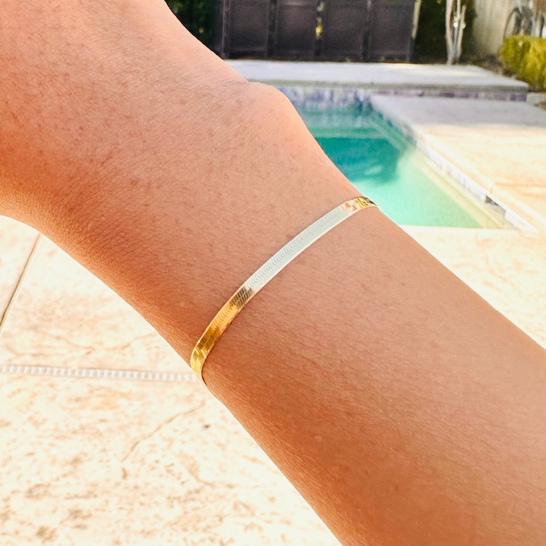 Solid 14K Gold ITALIAN Herringbone 1.25mm Spring Ring - Etsy