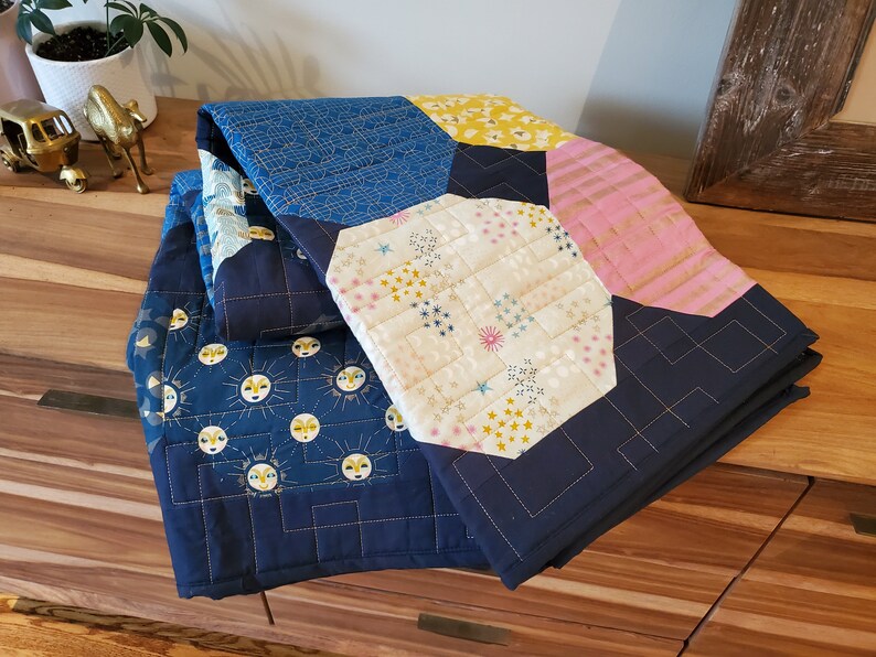 Ruby Star Stellar Quilt - Etsy