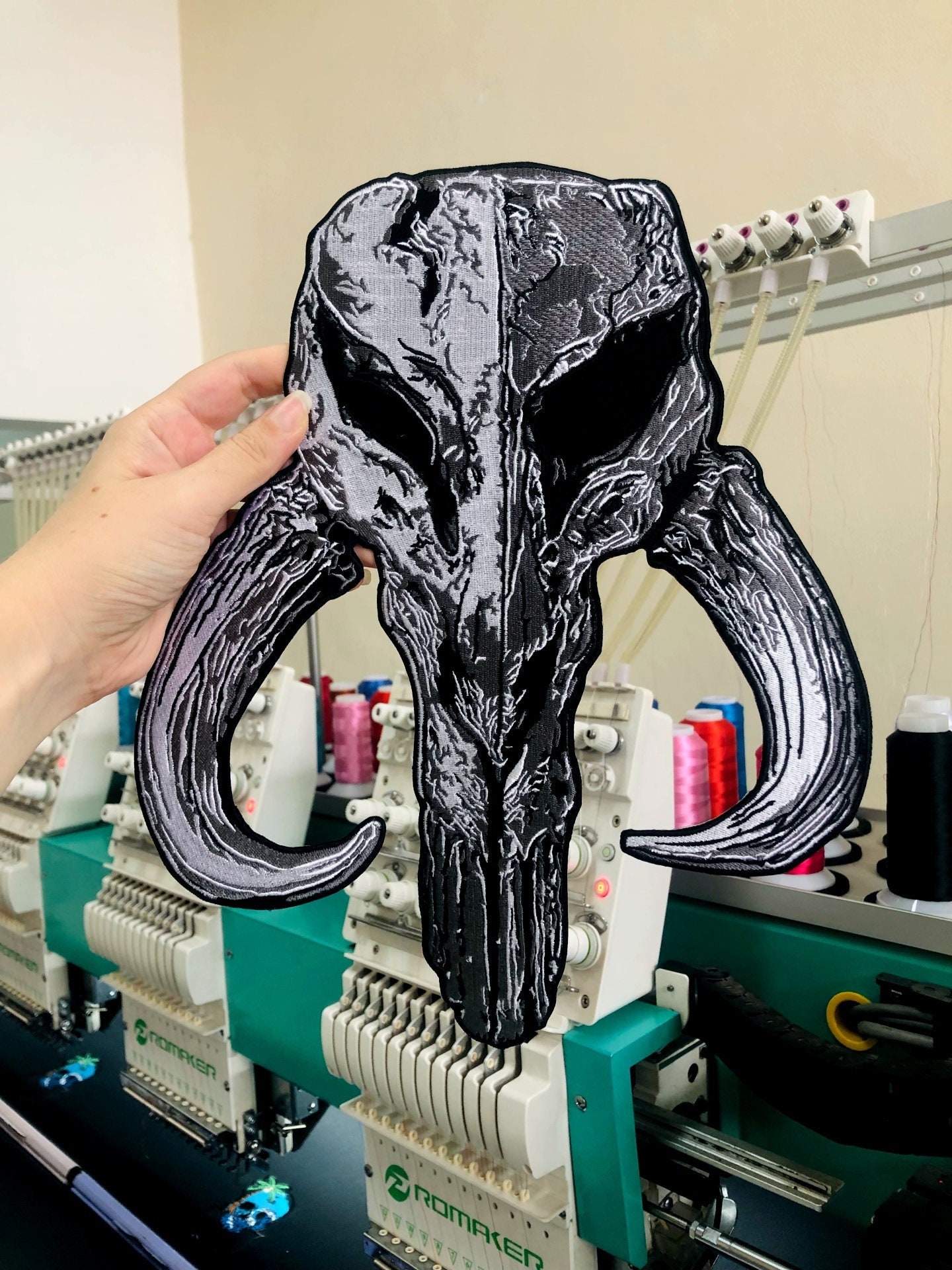 MANDALORIAN SKULL Mythosaur PATCHES - Etsy