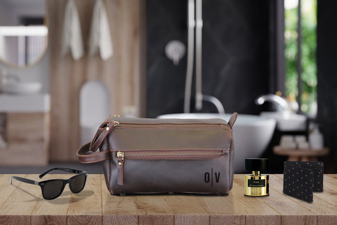 Personalized Leather Dopp Kit, Engraved Toiletry Bag - Etsy Österreich
