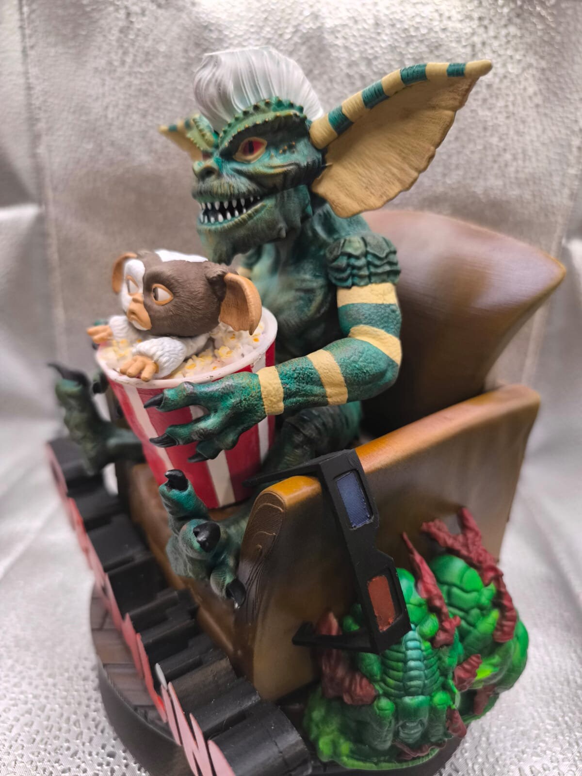 3D Gremlins Figure Statue at the Cinema, Mogwai, Cult Film Collectible ...