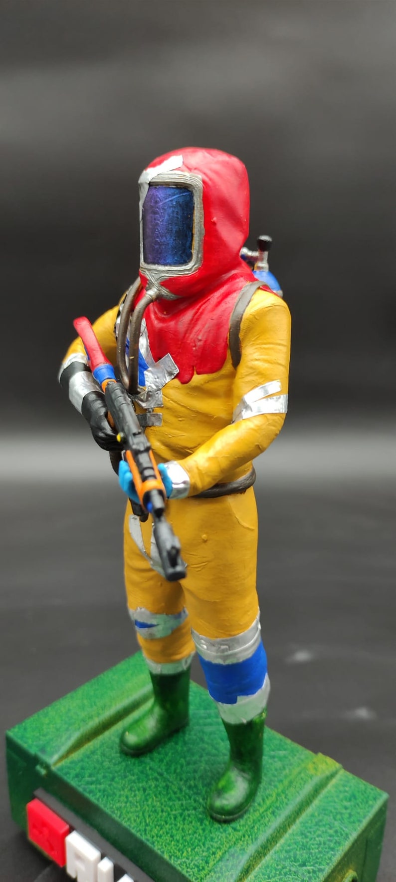 Action Figure Hazmat Rust Videogames - Etsy