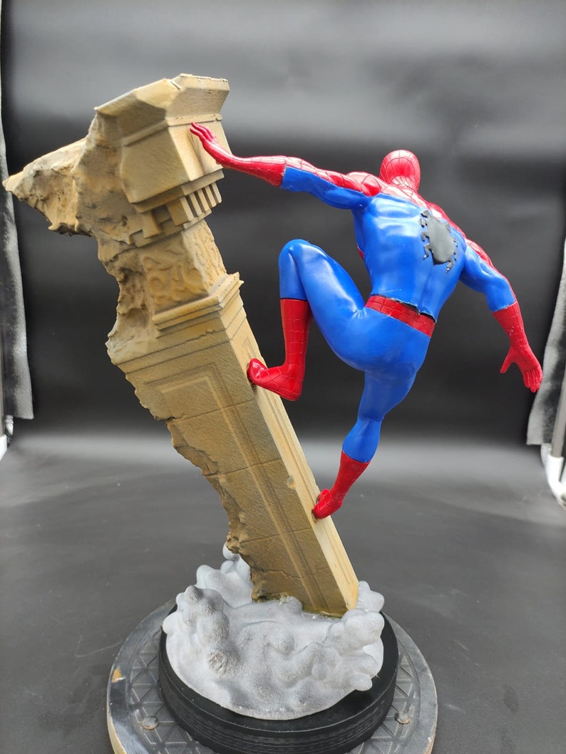 Spiderman Statue, Spider Man, Action Figure, Diorama - Etsy