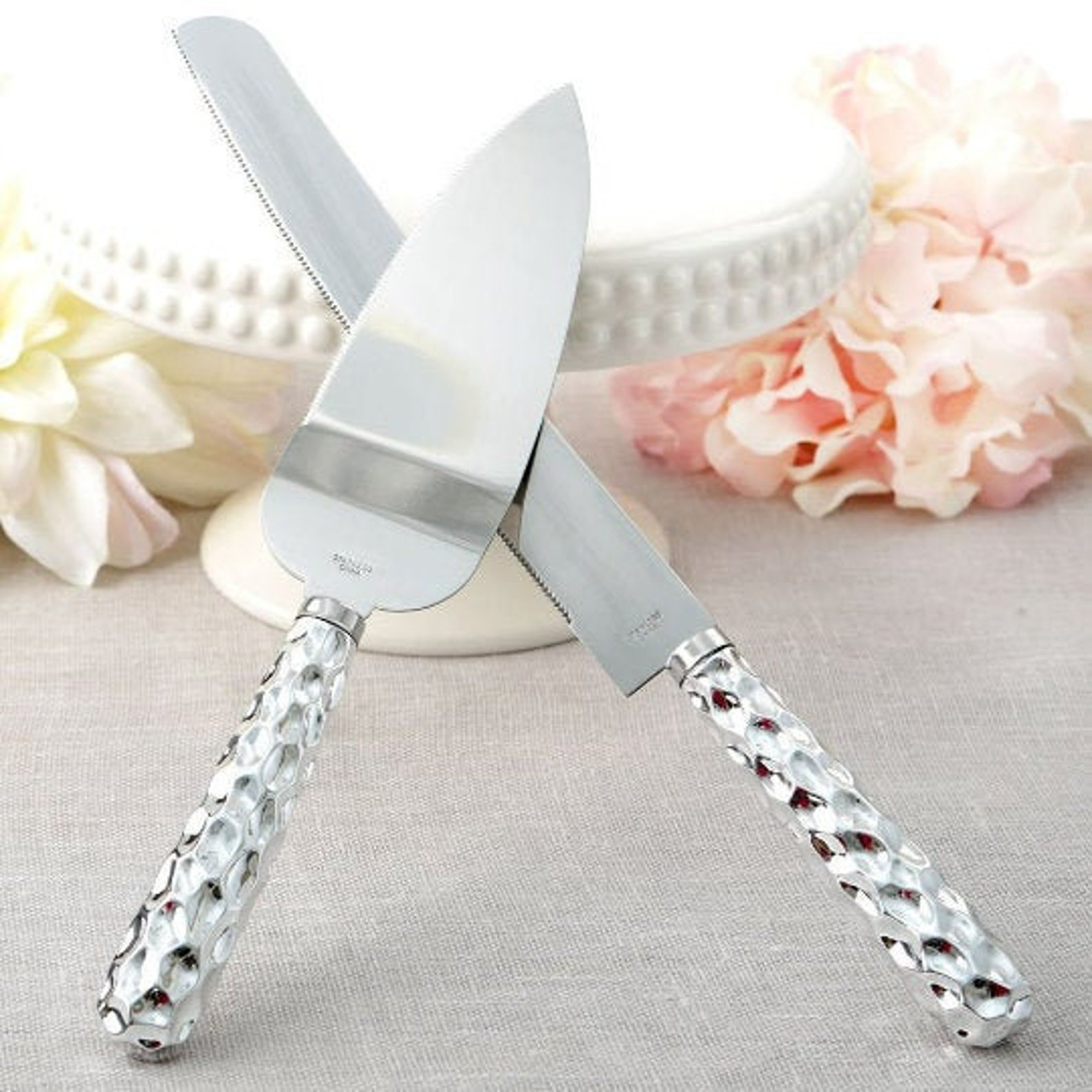 Personalized Hammered Design Engraved Silver Server & Knife Set for ...