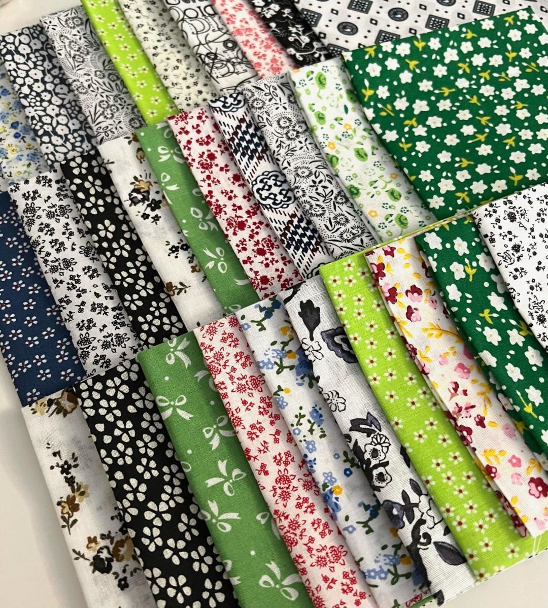 30 X Cotton Fabric, Fabric Squares, Craft Material, Floral Fabric (set ...
