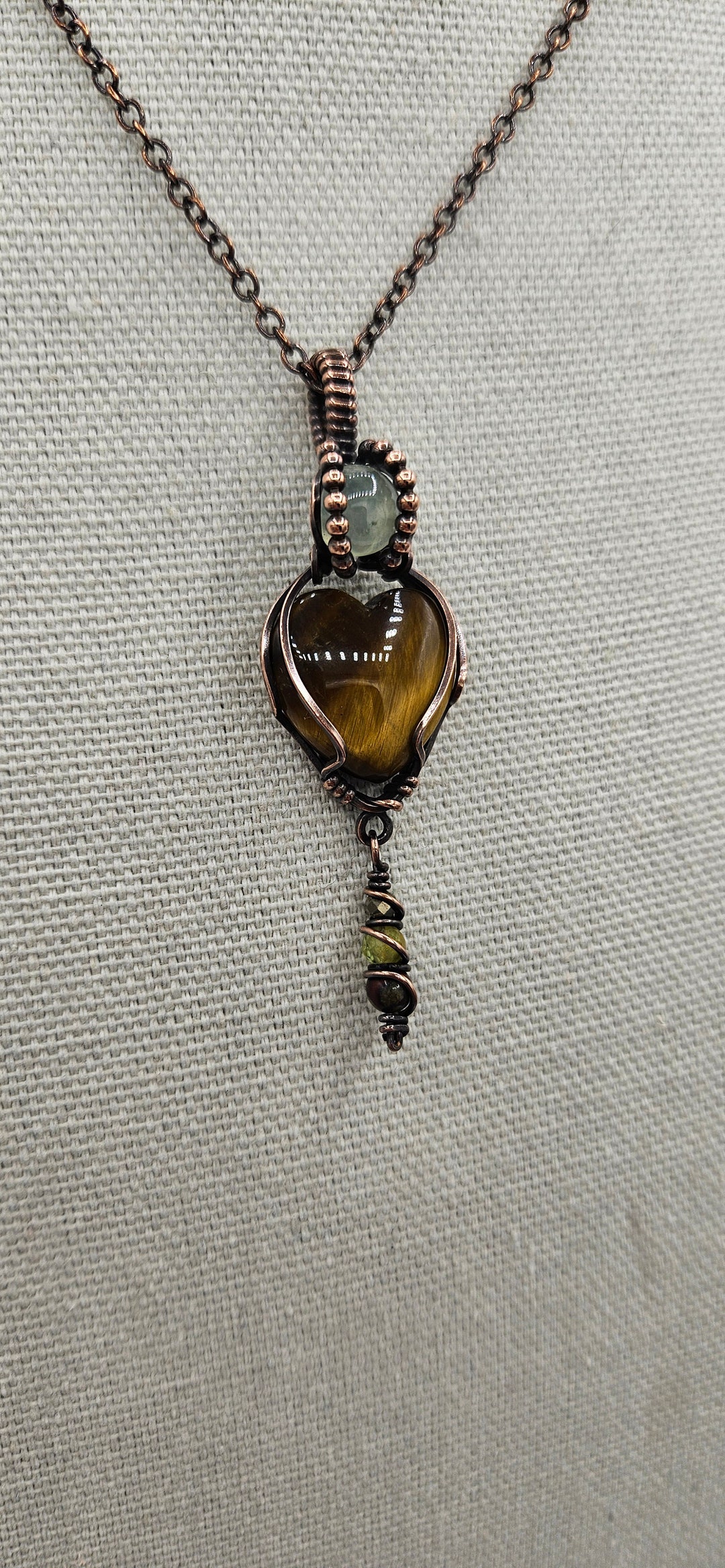 Tigers Eye and Prehnite Heart Dangle Pendant - Etsy