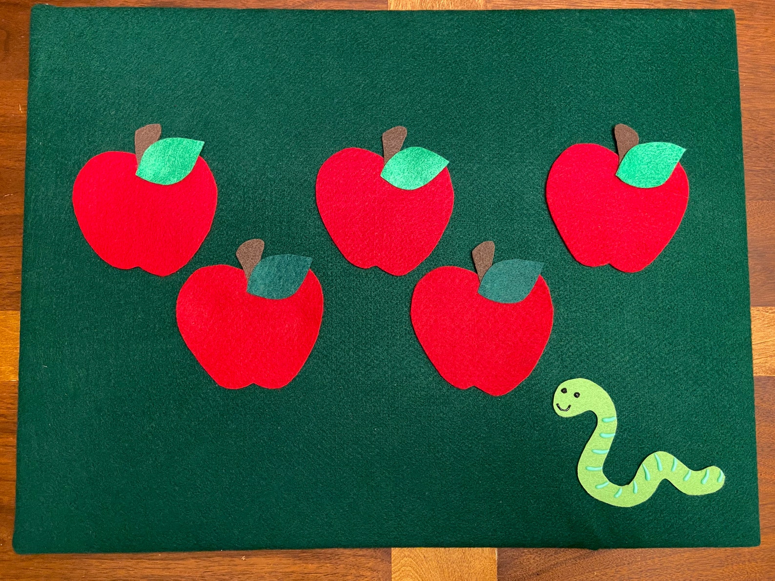 Felt Board Story Set, 5 Red Apples, Slinky Worm Rhyme - Etsy