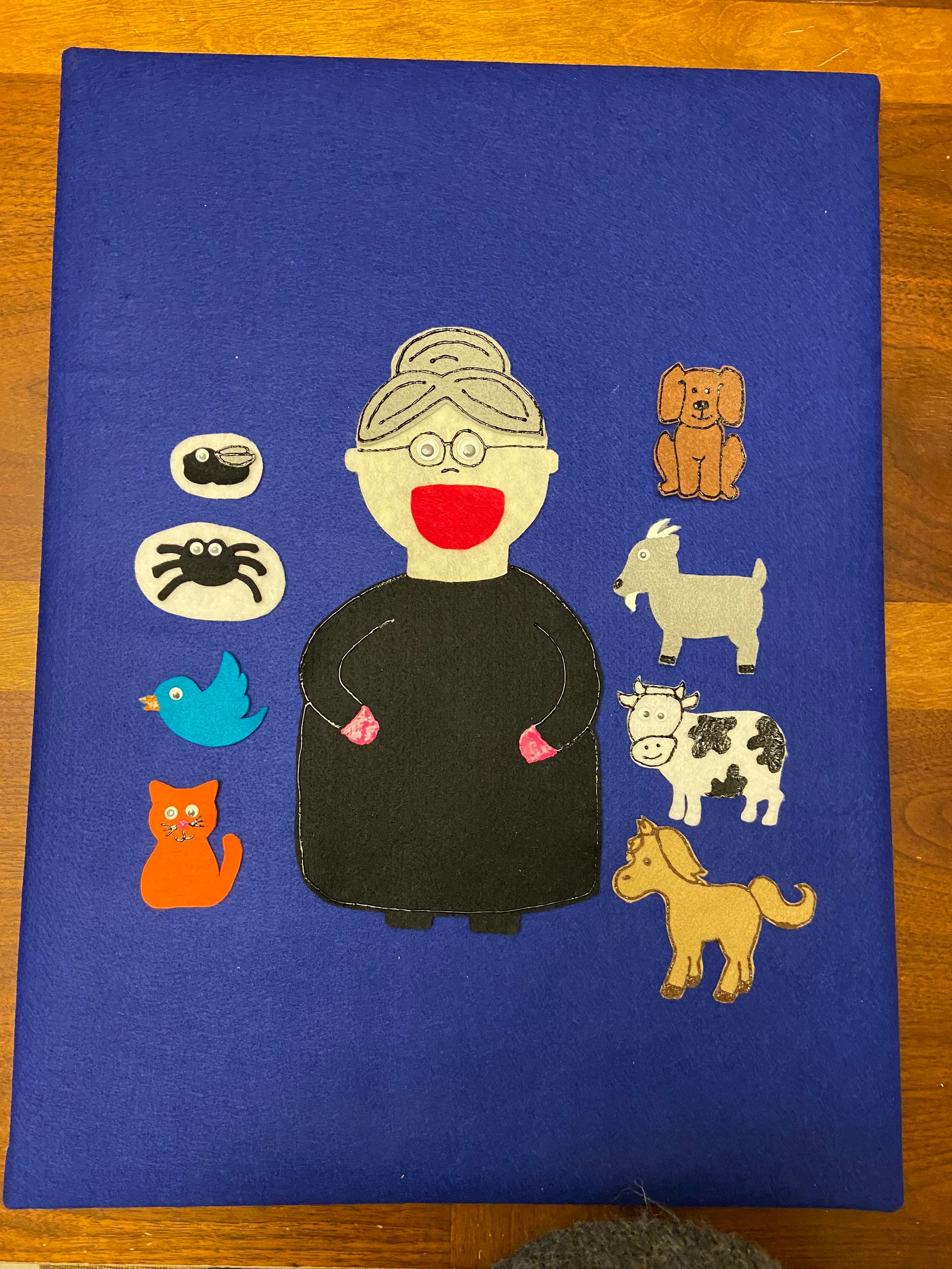 There Was an Old Lady Who Swallowed a Fly //felt Board Story //felt Set ...