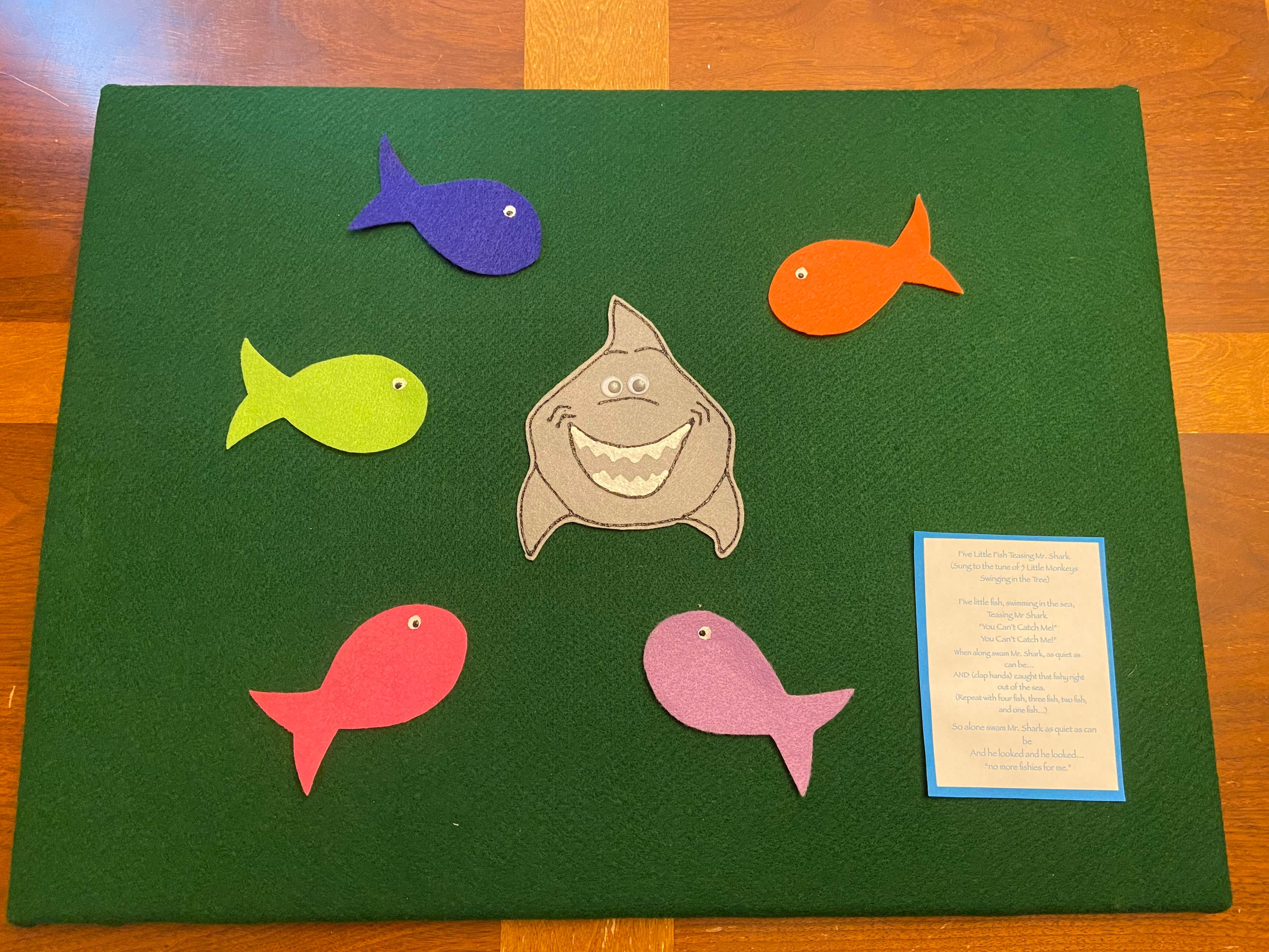 5 Little Fish Teasing Mr. Shark Felt Set //felt Board Story //felt Set ...