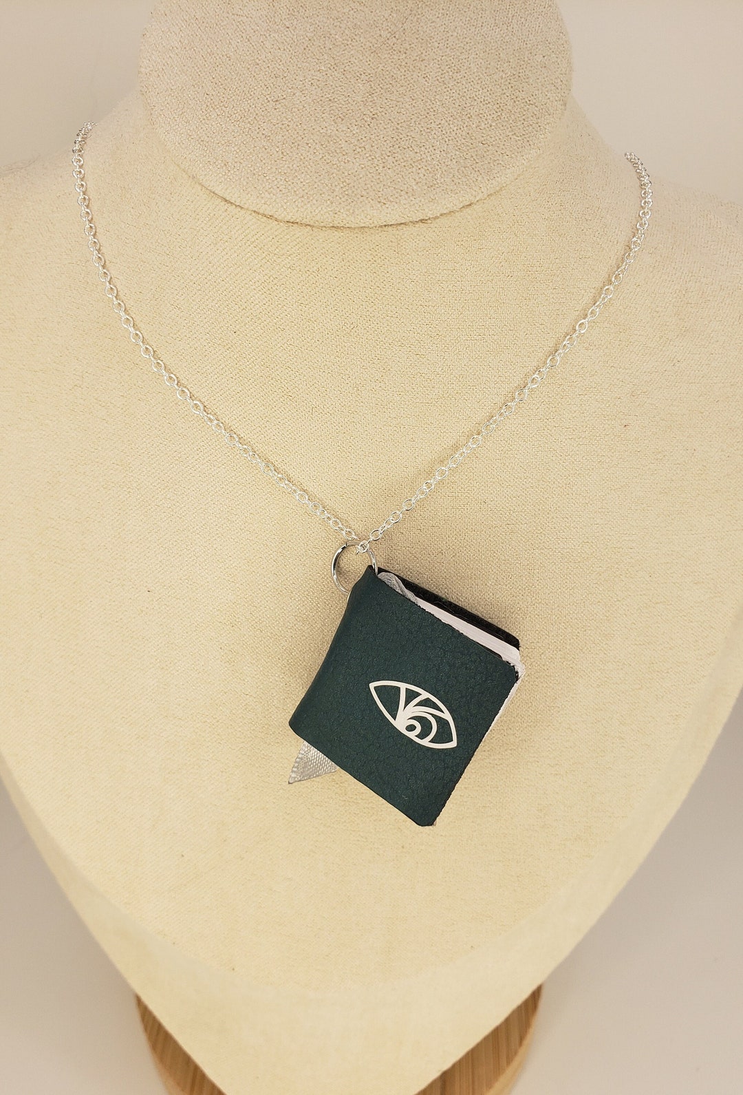 Series of Unfortunate Events VFD Eye Mini Book Pendant Necklace - Etsy