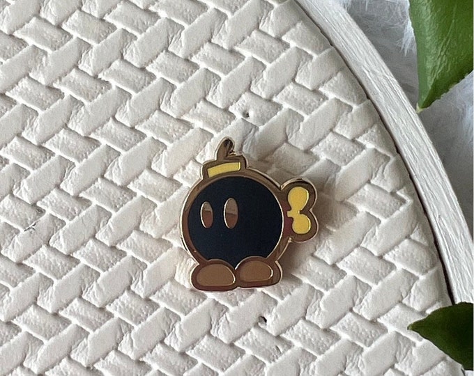Mario Mini Pin Bob-omb Bomb Enamel Pin - Etsy