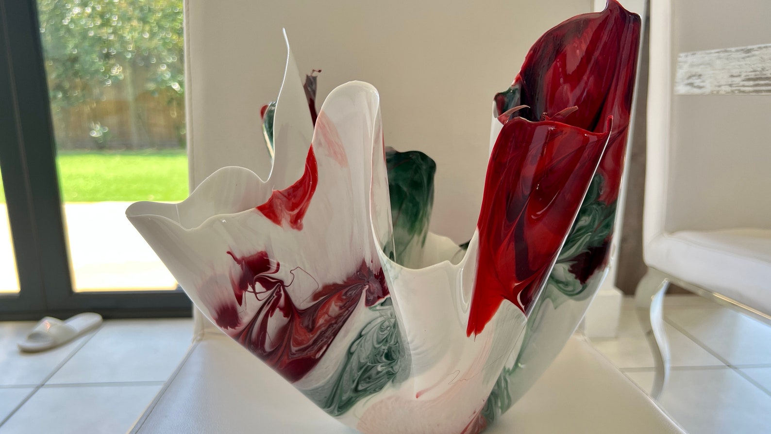 Handmade Red Rose Inspired Sculpture Bowl , White, Green Etched Leaves ...