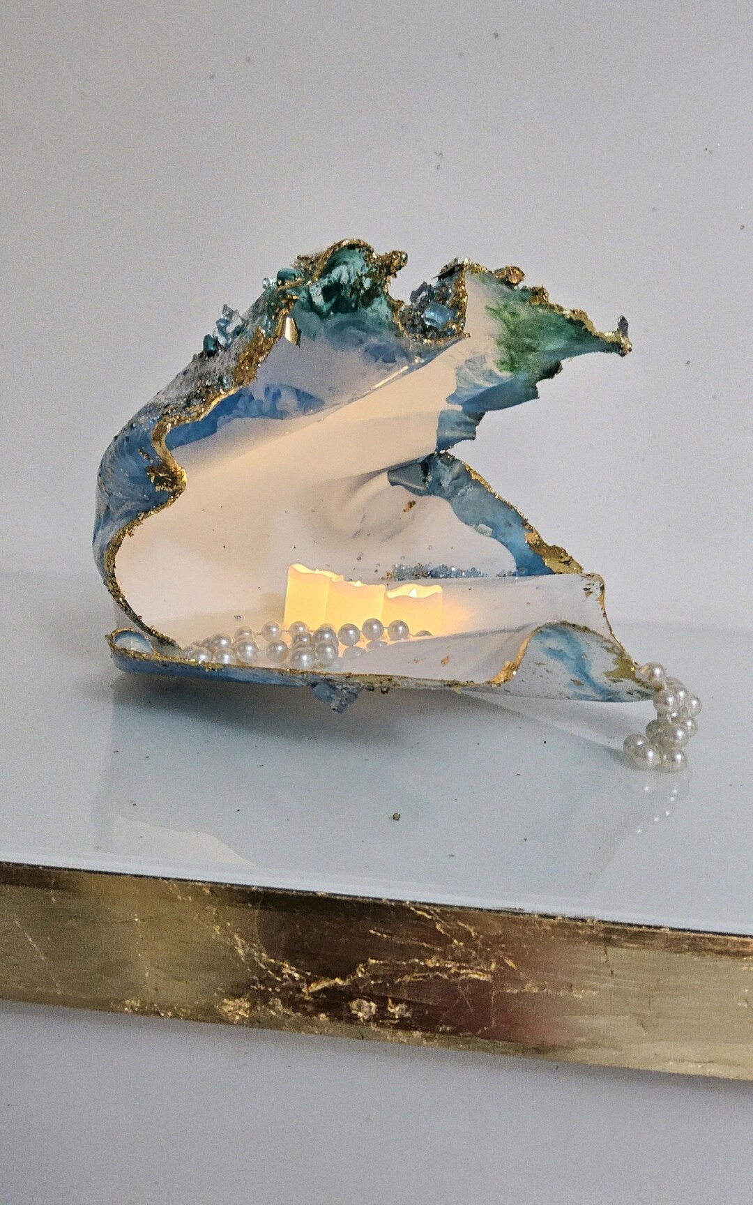 Sculptured Handmade Resin Clam Shell White, Blues, Gold Edged Heavily ...