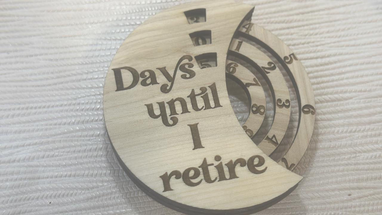 Days Until I Retire Countdown Tracker Magnet | Wooden Retirement Gift ...