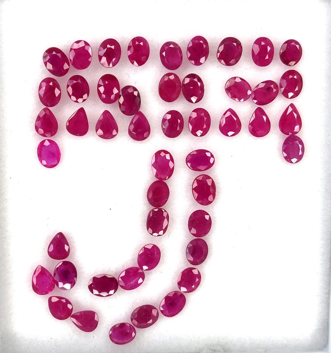 Burma Blood Red No Heat Ruby, Oval 0.40 Carats 3.56x4.5mm - Natural ...