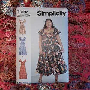 Plus Sized Dress Sewing Pattern, Simplicity 9704 Sizes 20W-28W, Uncut ...