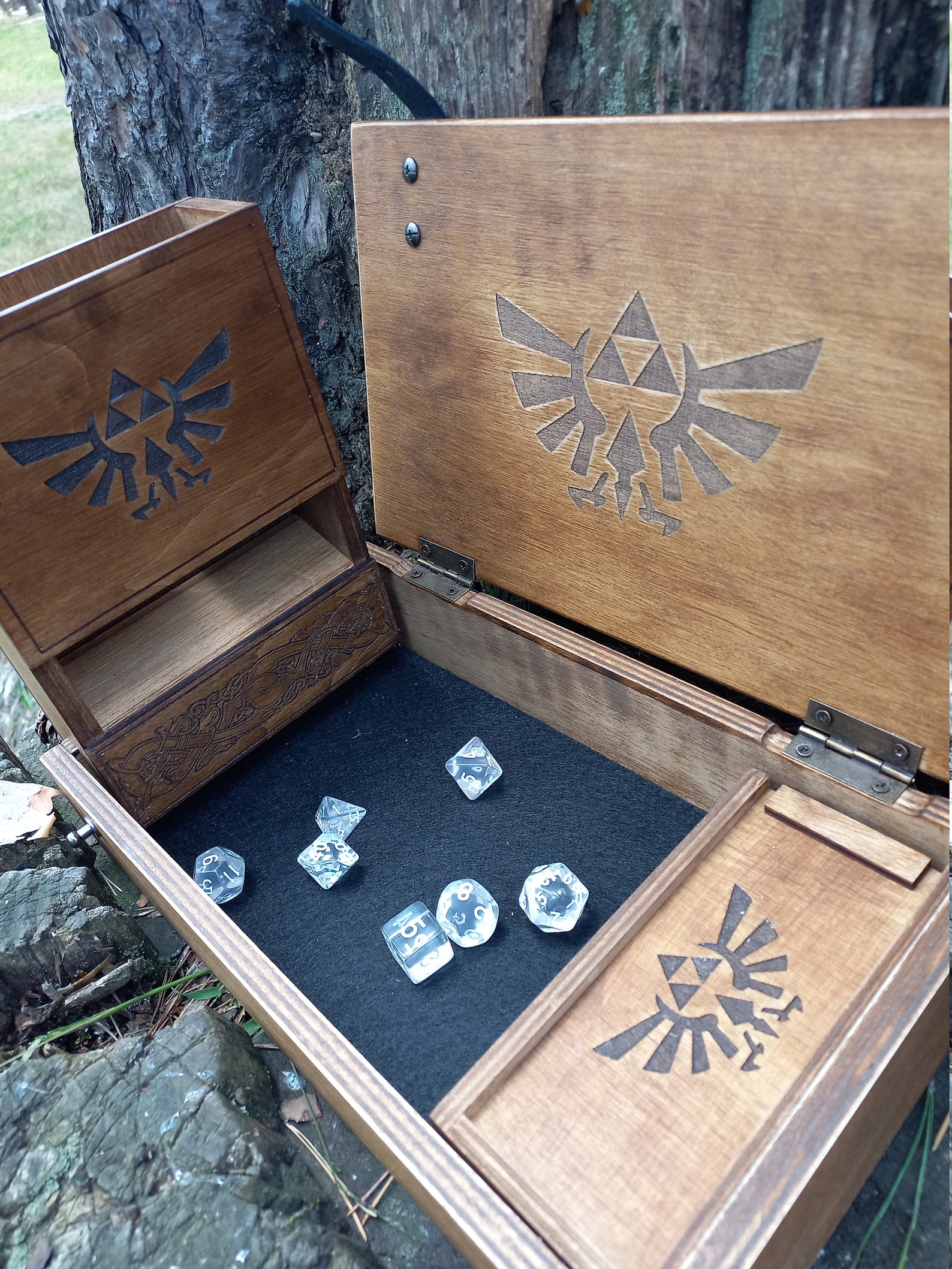 Zelda Triforce Set Wooden Dice Tray and Dice Tower for Fans of - Etsy