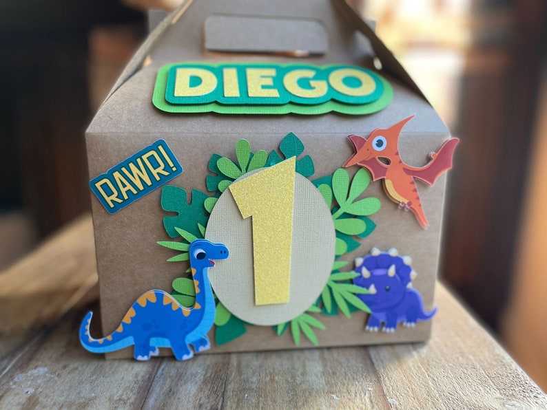 Dinosaur Party Favor Box: Personalized Gable Goodie Box - Etsy