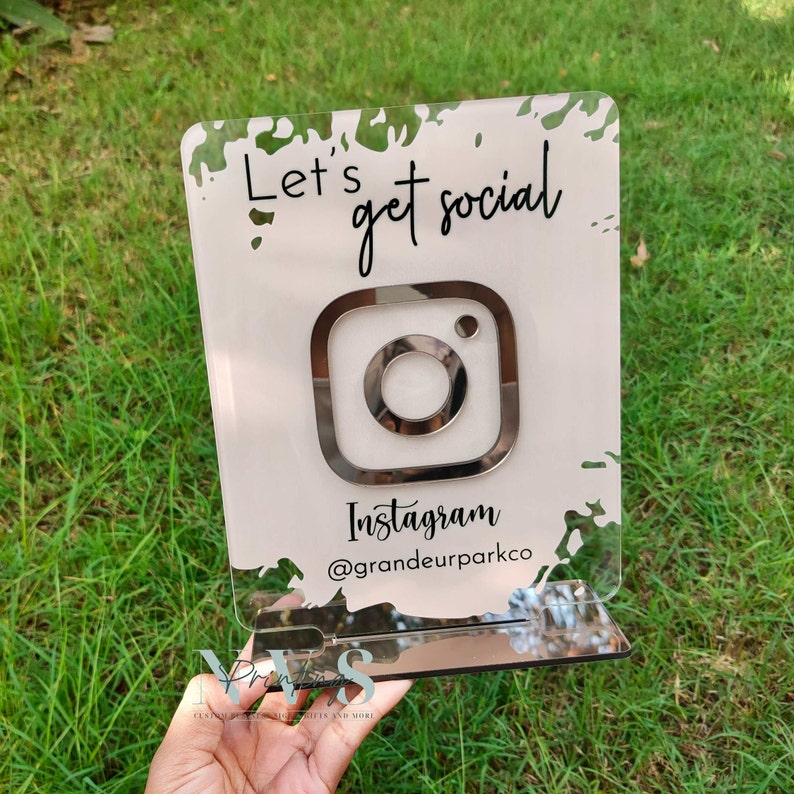 Custom QR Code Instagram Business Sign: Social Media Advertising ...