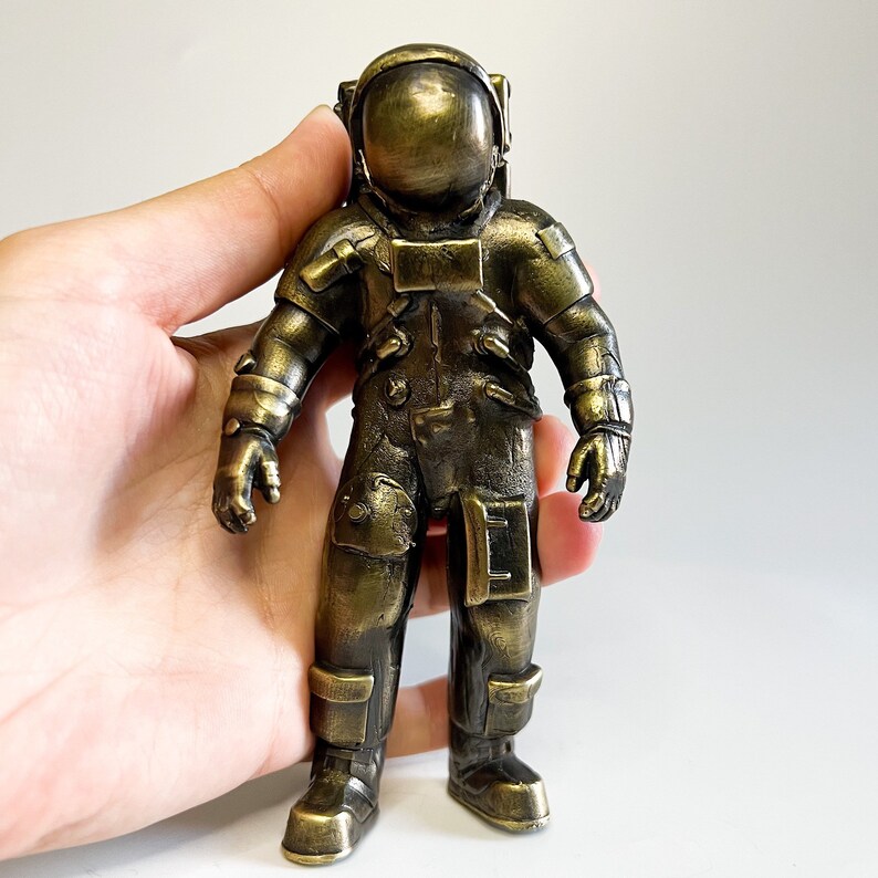 Bronze Astronaut Statue, Astronaut Sculpture, Spacewoman Figure ...