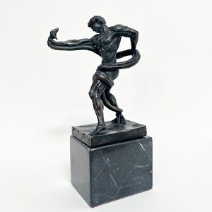 Athlete Wrestling With a Python Sculpture, Roman Art Figure, Ancient ...