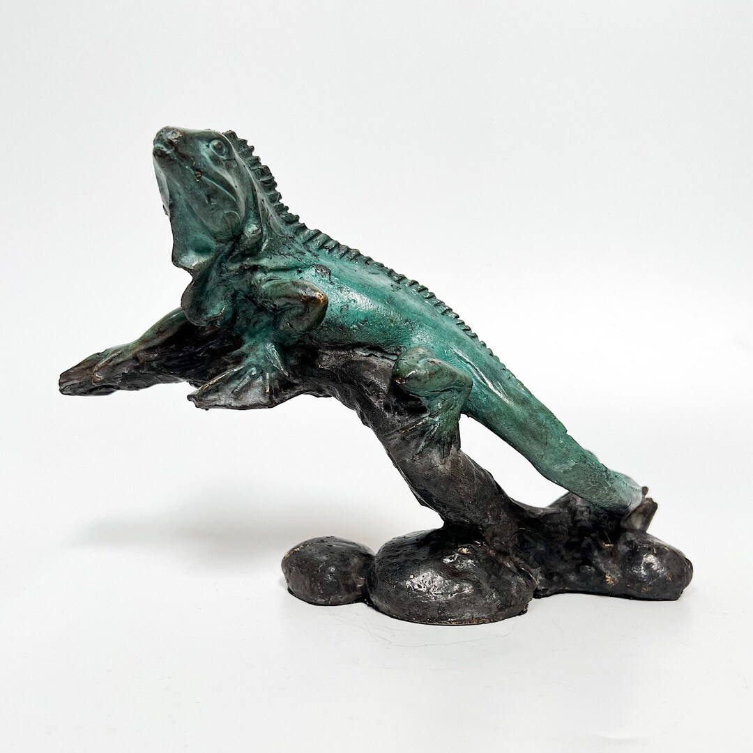 Bronze Chameleon Statue, Chameleon Sculpture, Reptile Statue, Animal ...