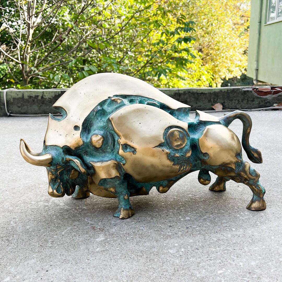 Bronze Bull Statue, Bull Sculpture, Bull Figure, Modern Statue ...