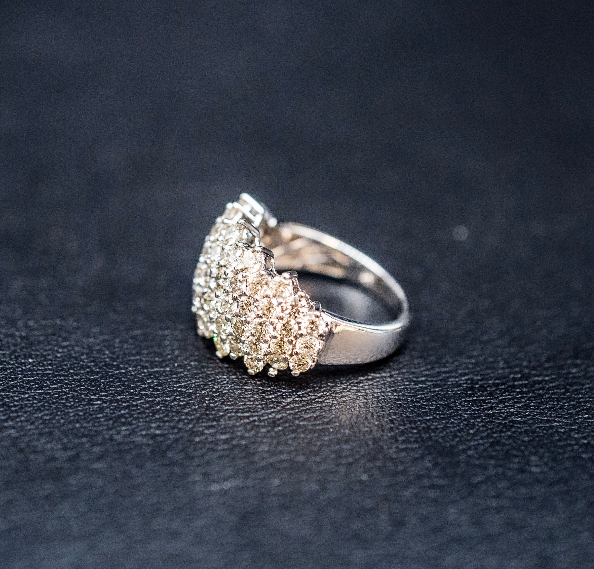 10k white gold diamond engagement ring store