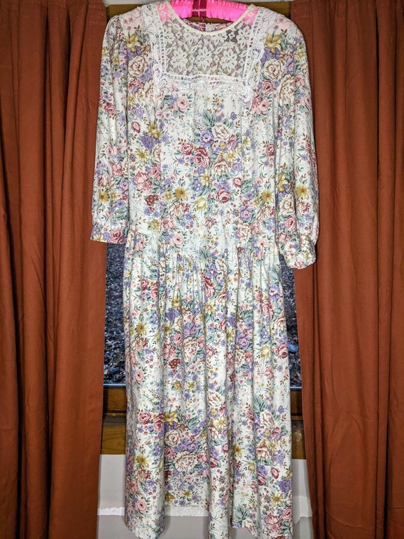 vintage 80s muted floral - Gem