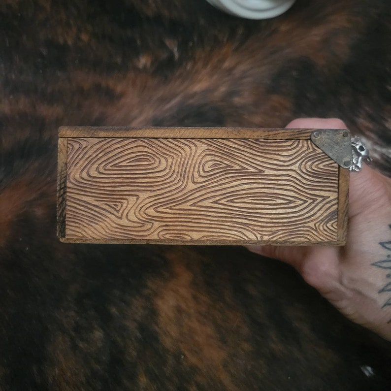 Vintage Pyrography Box - Etsy