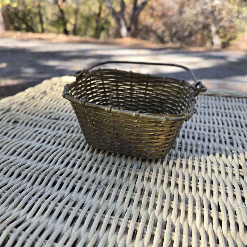 Small Metal Basket - Etsy
