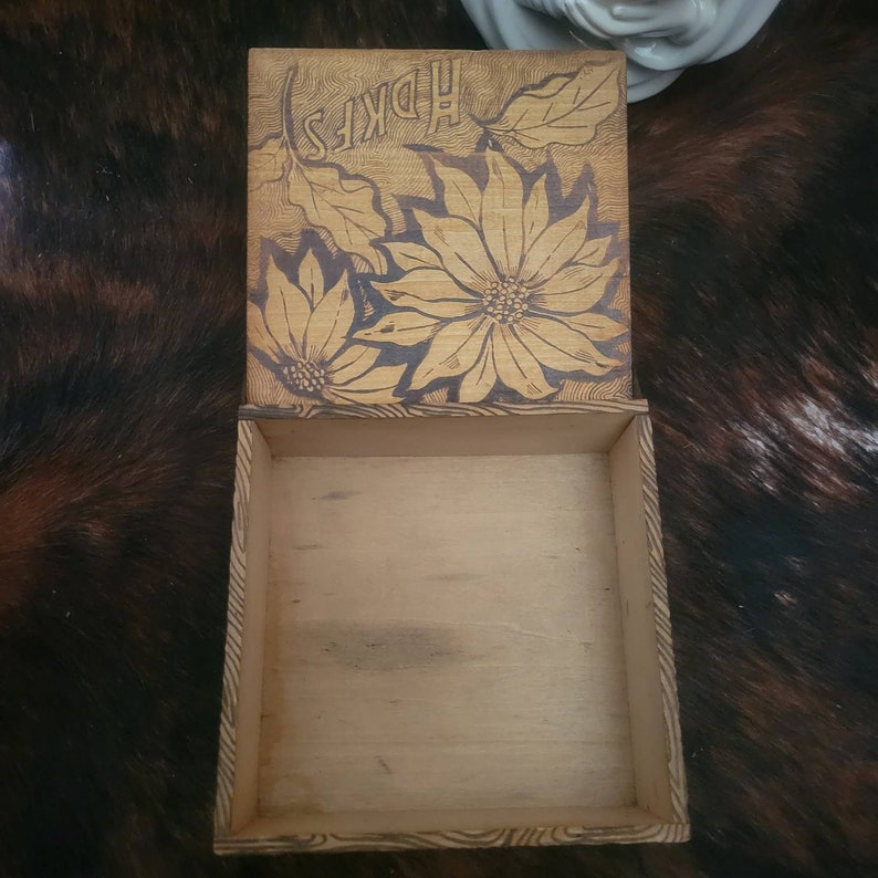 Vintage Pyrography Box - Etsy