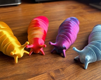 Cute 3D Printed Articulated Slug 3D Printed Sensory Fidget Flexi Desk ...
