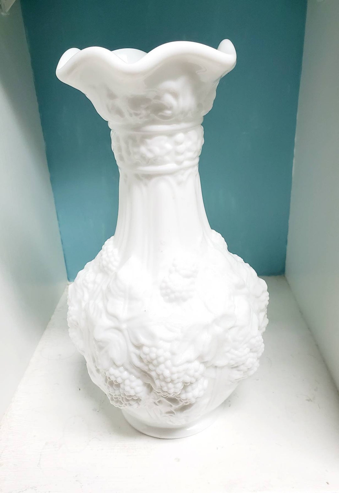 Loganberry Pattern on White Milkglass Vase by Imperial Glass Company - Etsy