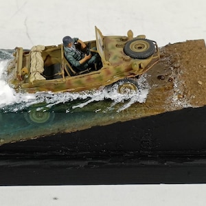 1/35 Built Schwimmwagen Diorama Epoxy Water Scale Model Built and ...