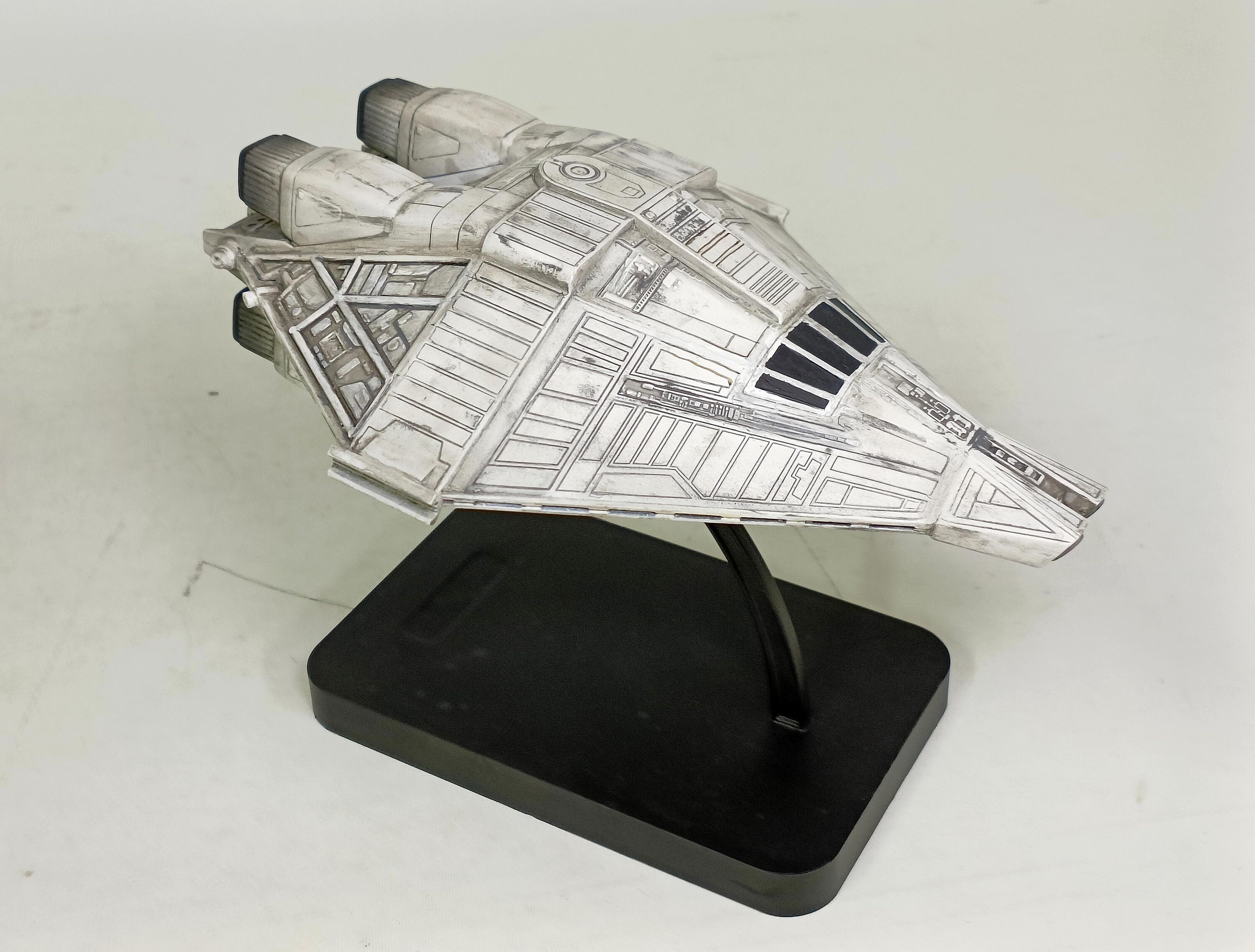 Alien Narcissus 1/144 Scale Model Built and Painted Prop - Etsy