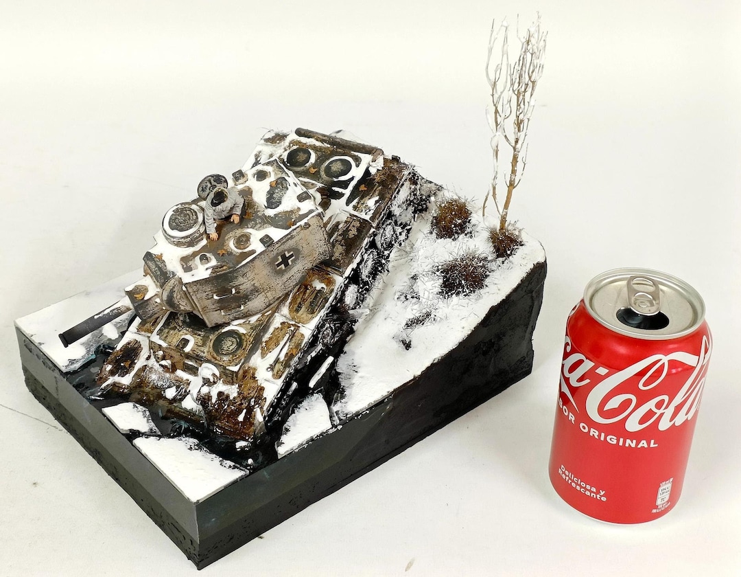 1/35 Built German Captured KV-II in Broken Ice Diorama Epoxy Water ...