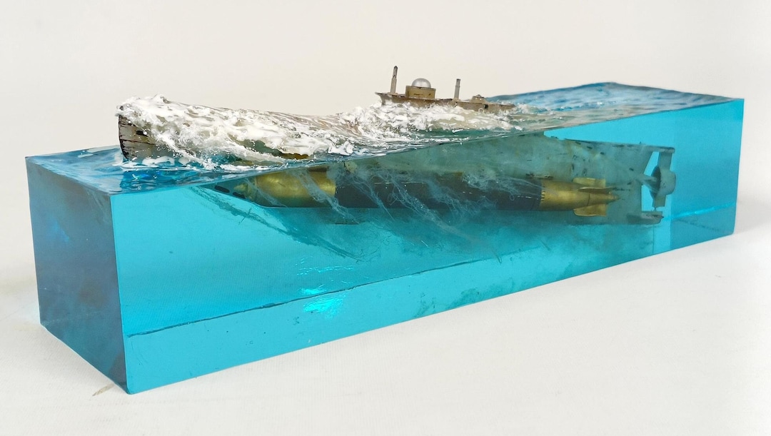 1/48 Built Seehund Submarine Diorama Epoxy Water Scale Model Built and ...