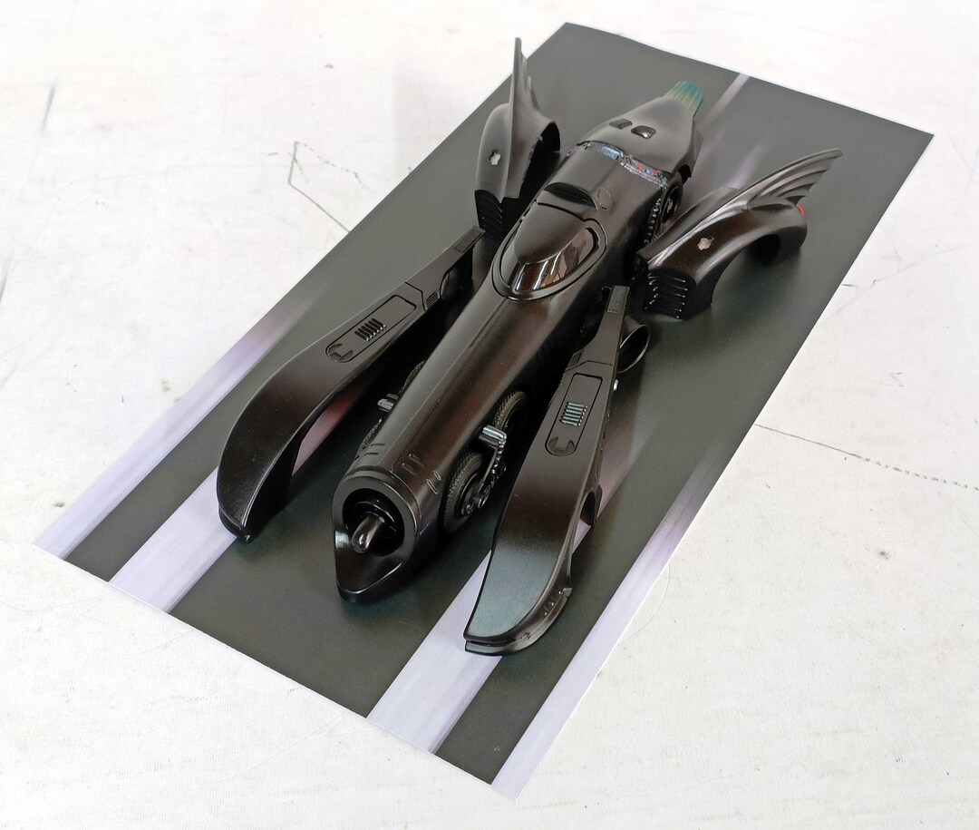 Batmobile Batman Returns Scale 1/24 Model Built and Painted Prop ...