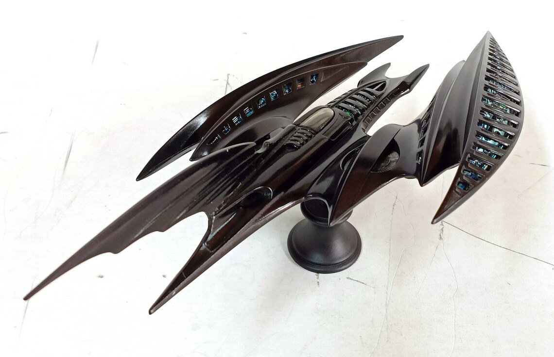 Batwing Batman Forever Scale 1/24 Model Built and Painted Gebaut ...