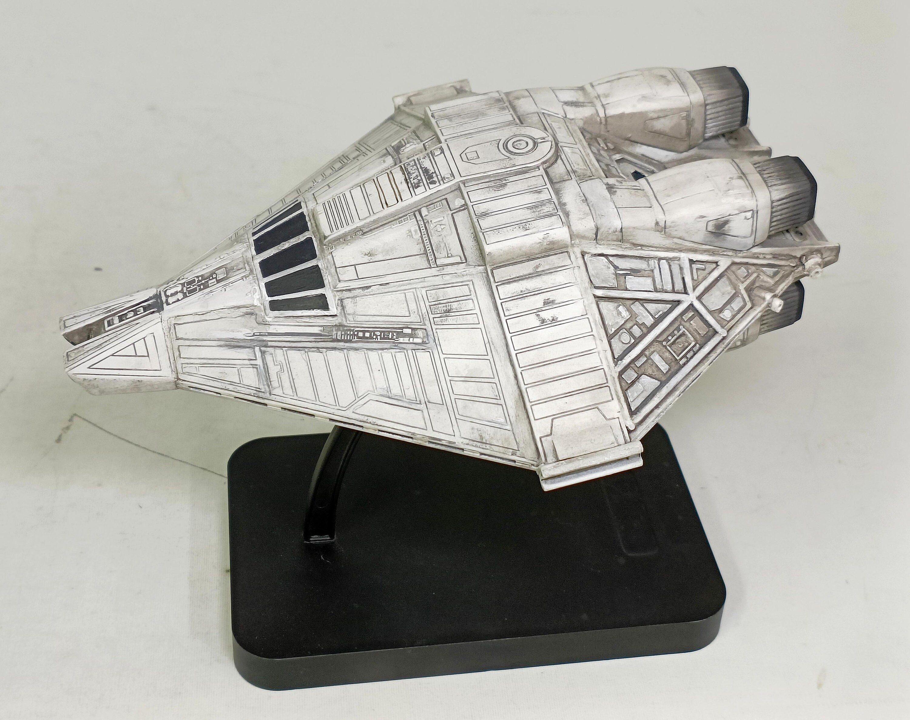 Alien Narcissus 1/144 Scale Model Built and Painted Prop - Etsy