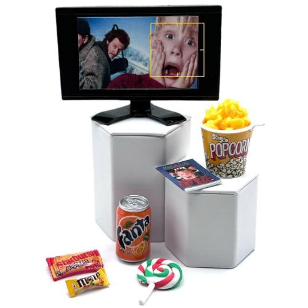 AVAILABLE Elf Props Movie Night Set, Mini Movie Night, Elf Scene, Elf ...