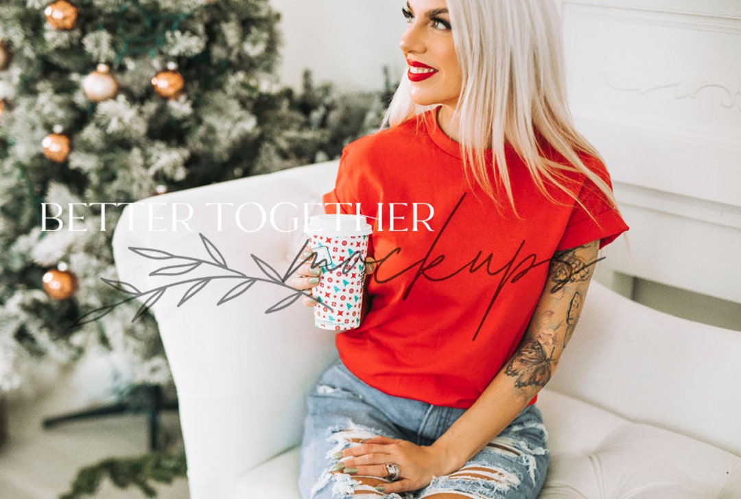 T-shirt Mockup | Holiday Mockups, Christmas Mockups, Gildan Mockups ...