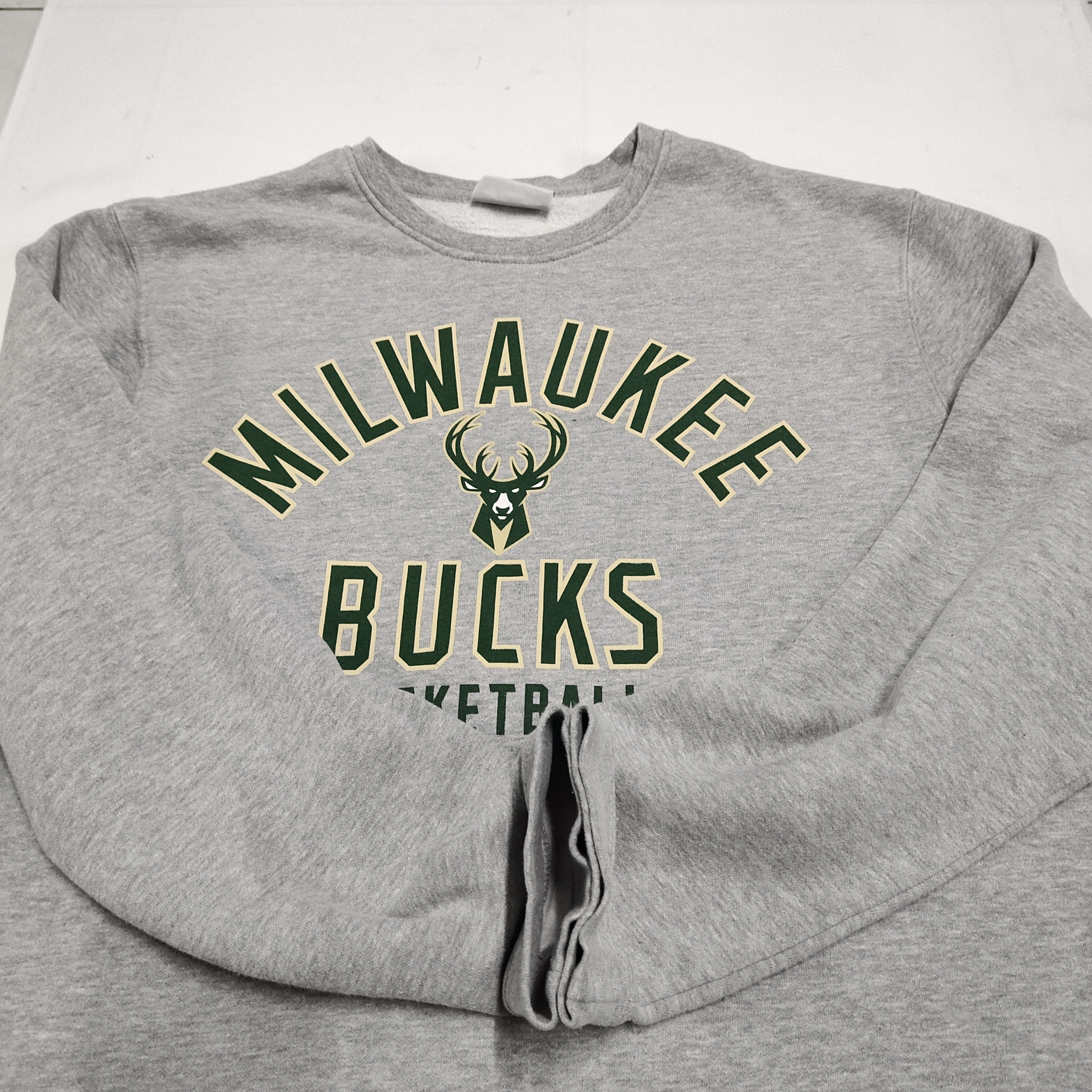 Vintage Milwaukee Bucks Basketball Sweatshirt Milwaukee - Etsy
